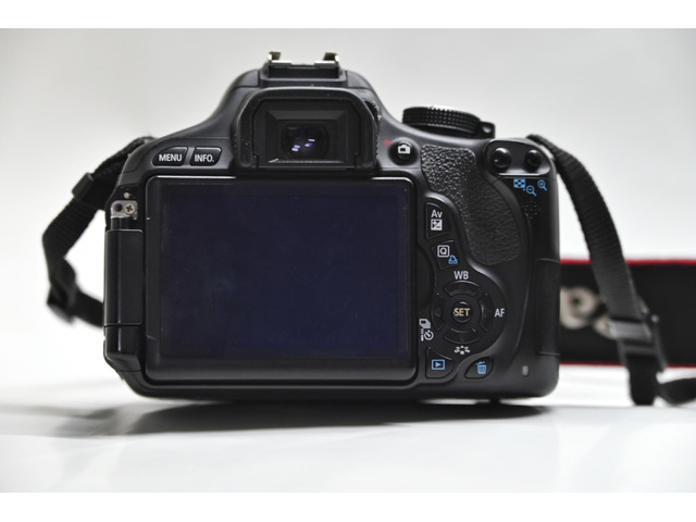 Canon EOS 600D DSLR Camera with 3 lenses IndianTelephone - Buy Sell ...