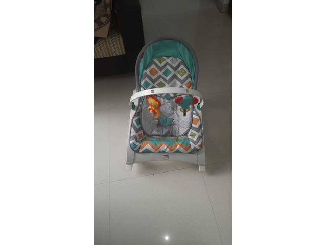 Fisherprice Infant Toddler baby rocker chair, Luvlap Baby bathtub ...